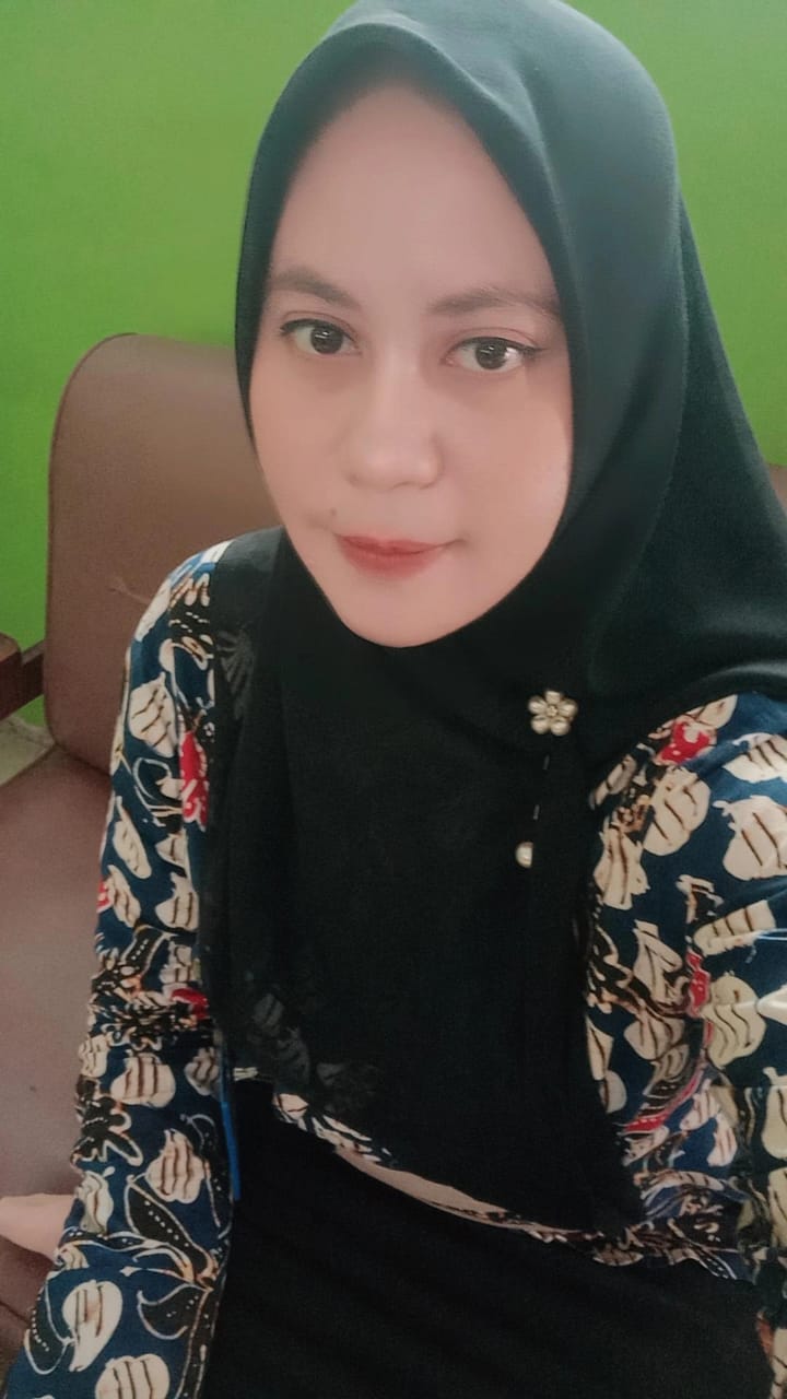 UPTD SMP Negeri 1 Sampang — Amelia Anggraeni,S,Pd